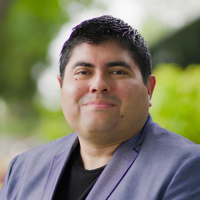 Canelo Álvarez Inspires Big Crowd at Hispanic Foundation Gala - GV Wire